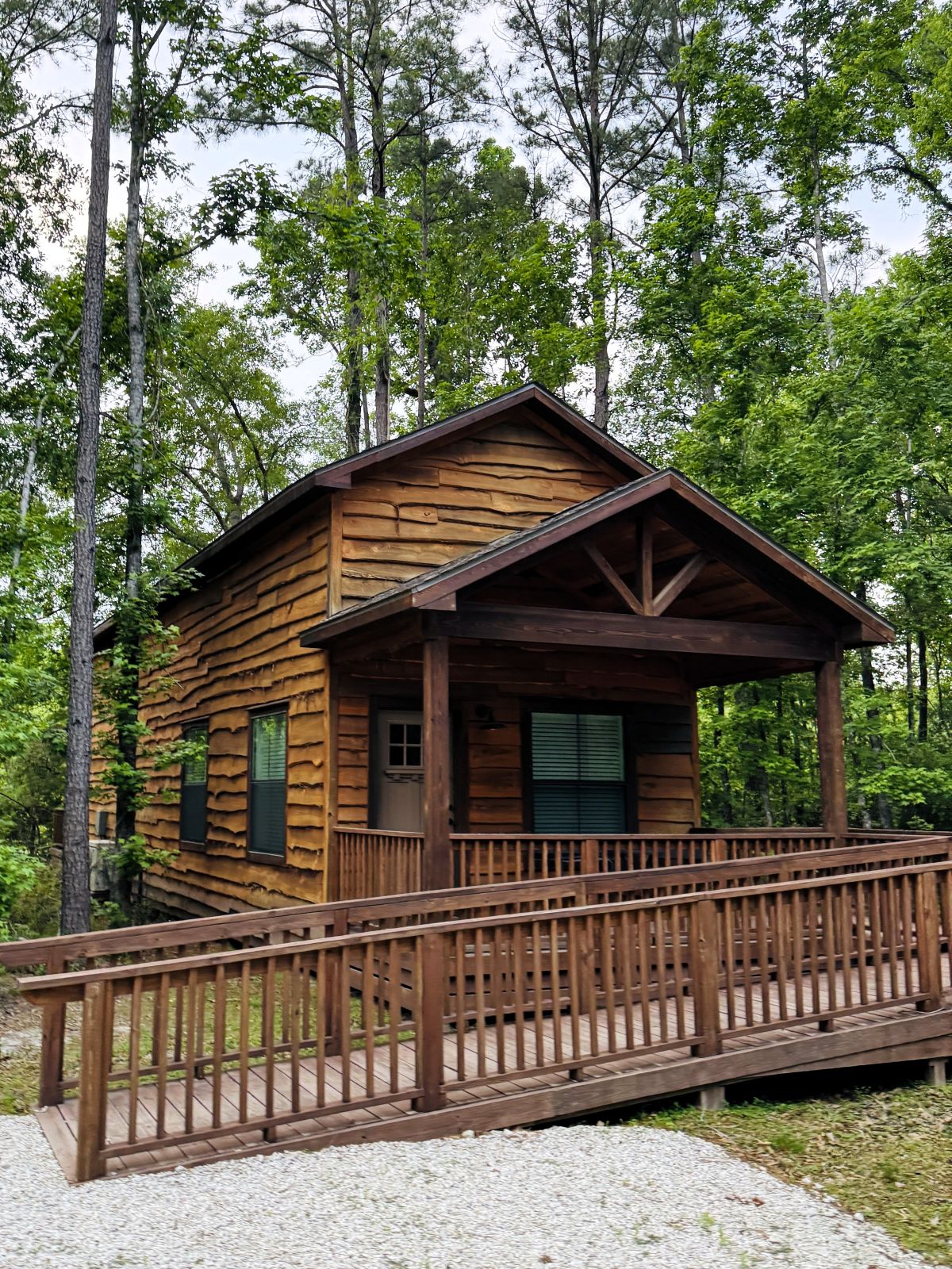 Two Creeks Crossing, Onalaska, Texas – Sunsets and Campfires